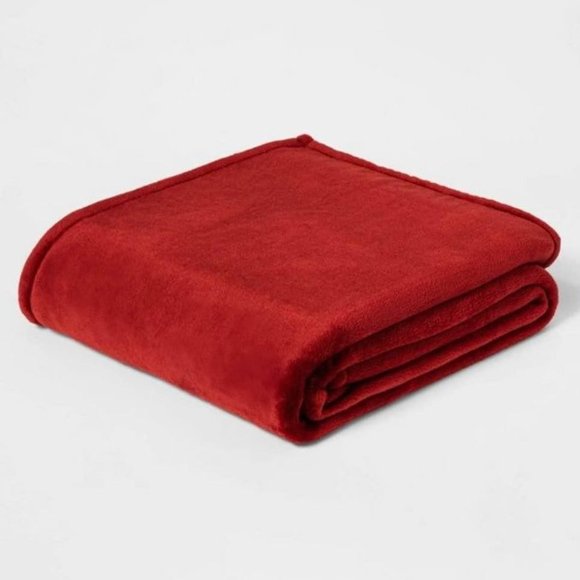 Threshold | Bedding | New Threshold Solid Microplush Bed Blanket ...